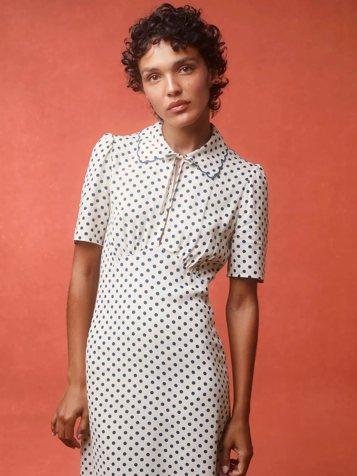 Dress Sheila Beige – Cerqular